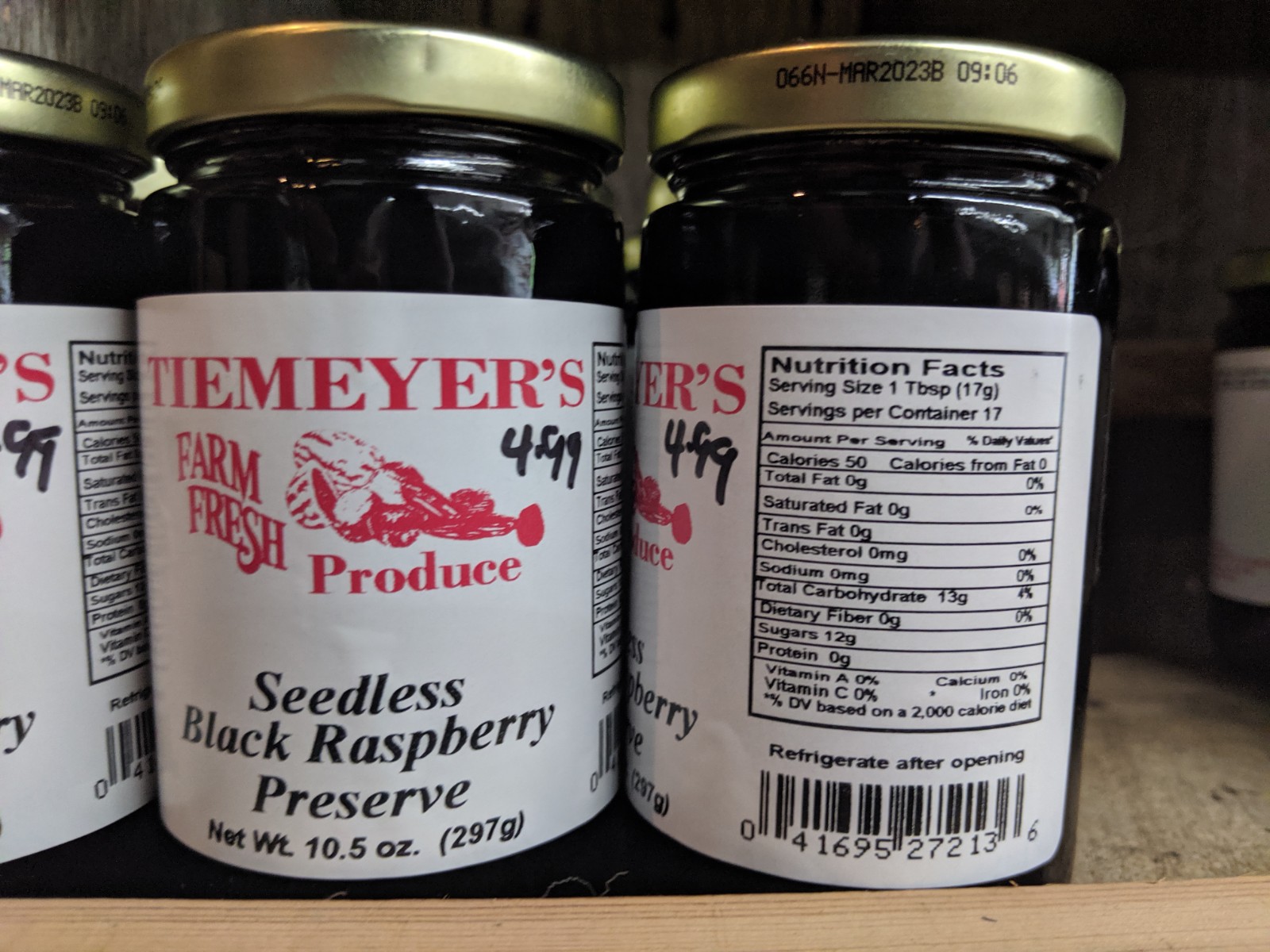 Seedless Black Raspberry Preserve 10.5 oz jar – Tiemeyers Market